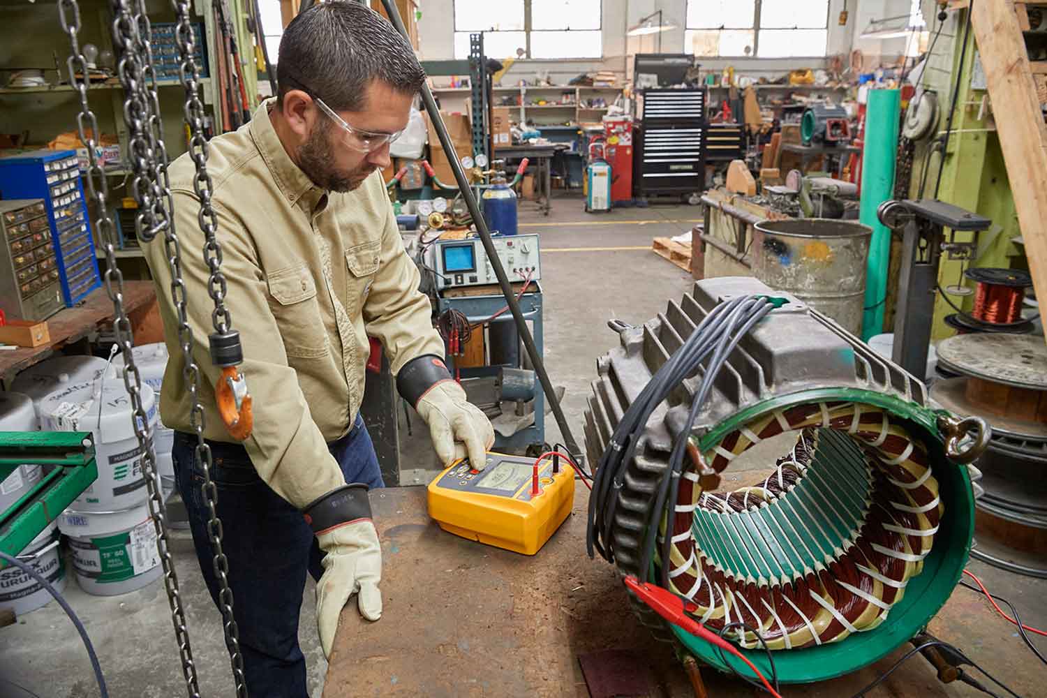 Fluke 1535/1537: Insulation Resistance Tester & Megohmmeter | Fluke