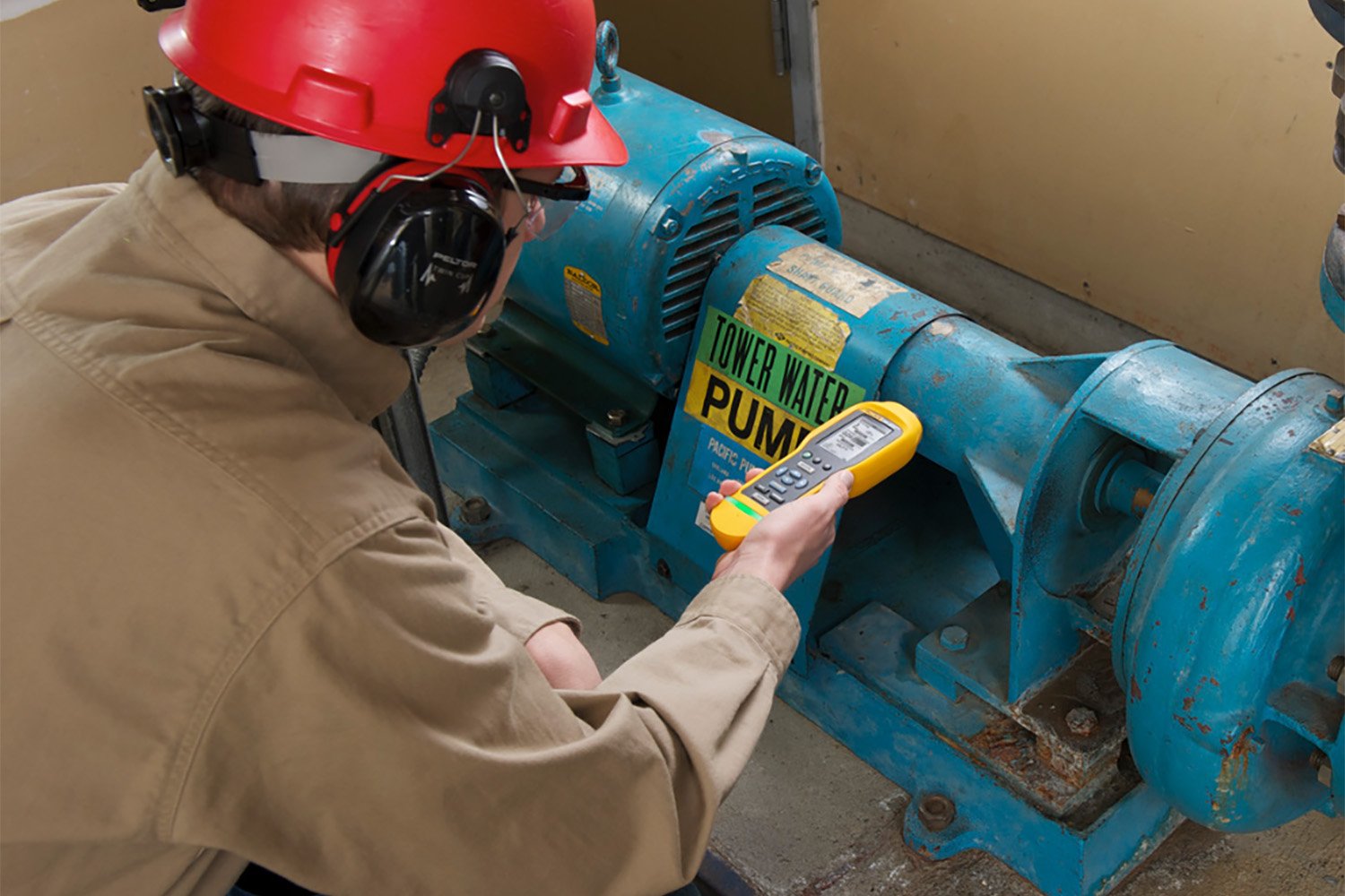 5 ways test tools can improve safety around rotating machinery | Fluke