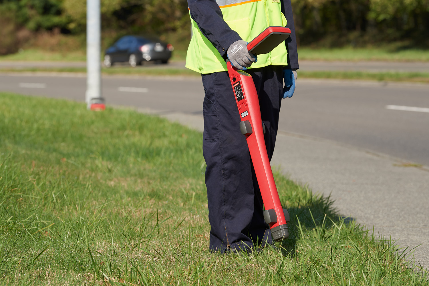 Underground Utilities Locator Kit: Amprobe UAT-610 | Fluke