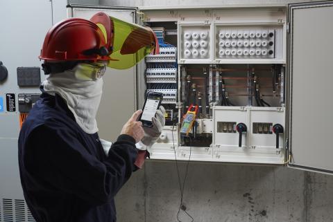 Fluke 377 FC Clamp Meter: True-rms Non-Contact Voltage AC/DC with iFlex ...