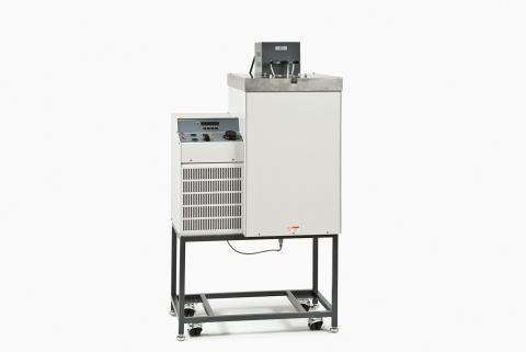 Precision Temperature Calibration Baths for Laboratory Use | Fluke