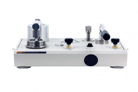 Pressure Calibrators | Fluke Pressure Calibration Tools | Fluke