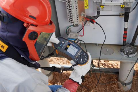 Fluke SMFT-1000 Multifunction PV Tester Performance Analyzer + I-V ...