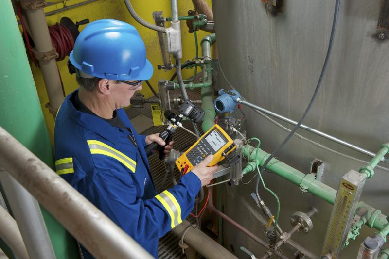 Pressure Transducer Calibration | Fluke