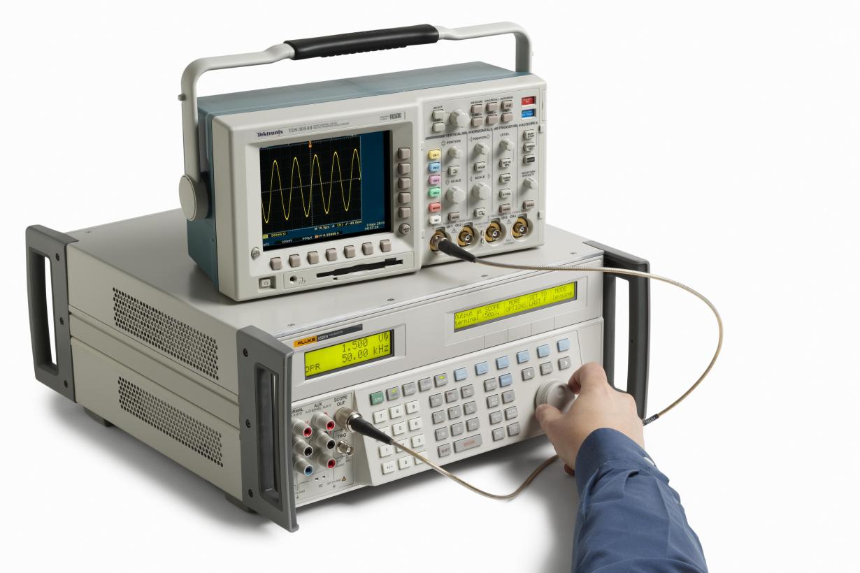 5522A Multi-Product Calibrator | Fluke