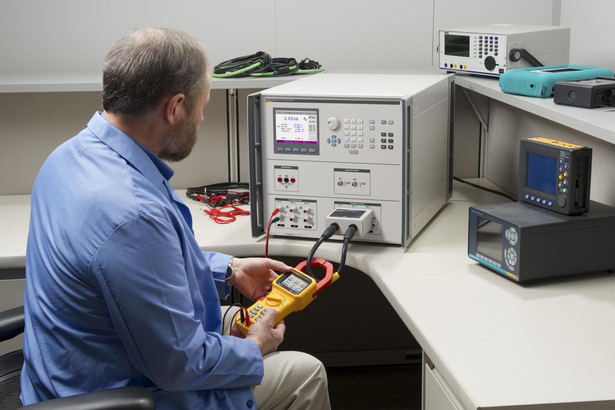 6003A Three Phase Electrical Power Calibrator | Fluke