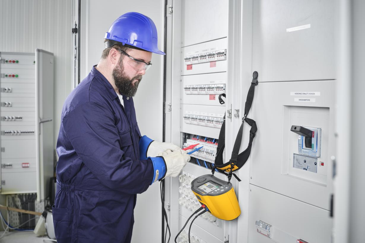 Fluke 1670 Series Multifunction Installation Testers | Fluke