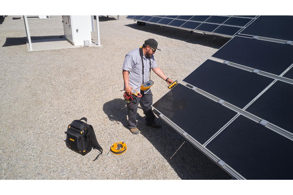 มิเตอร์วัดความเข้มของแสงอาทิตย์ในไซต์ Fluke | Fluke