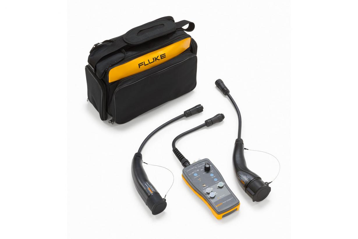 eMobility Tools Kit: FEV100 Test Adapter + Tesla™ Station Connector | Fluke