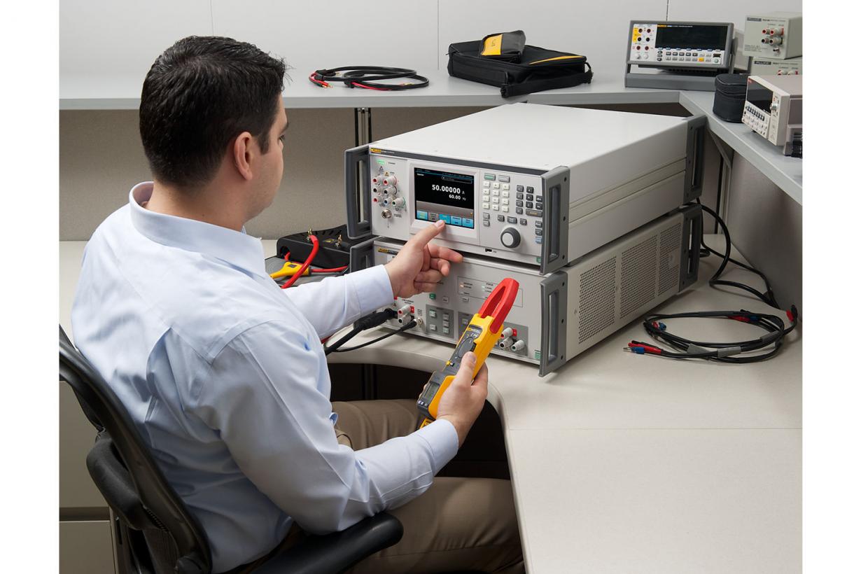 5730A High Performance Multifunction Calibrator | Fluke