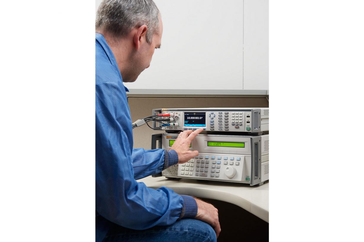 8588A Reference Multimeter | Fluke
