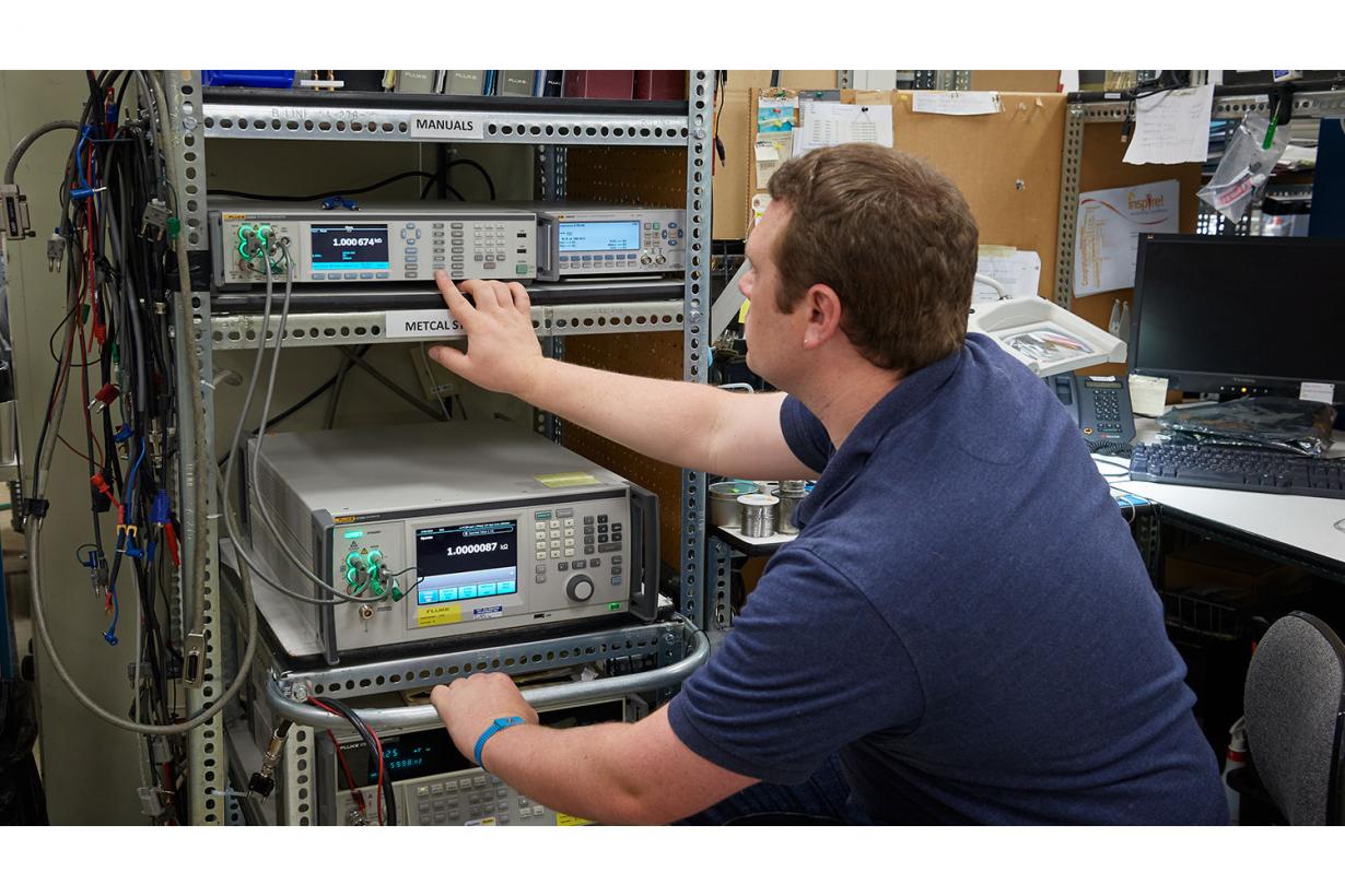 8558A 8.5 Digit Multimeter | Fluke