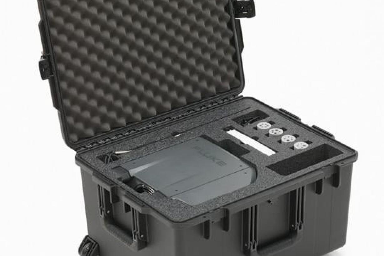 9142-4 Field Metrology Wells Carrying Case | Fluke
