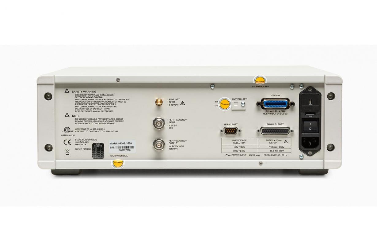 9500B Oscilloscope Calibrator | Fluke