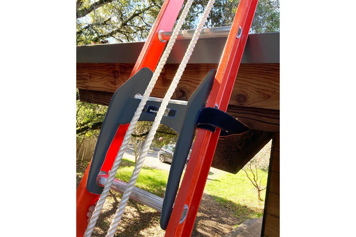 Fluke Module Lift™ | Streamline Solar Panel Installation | Fluke