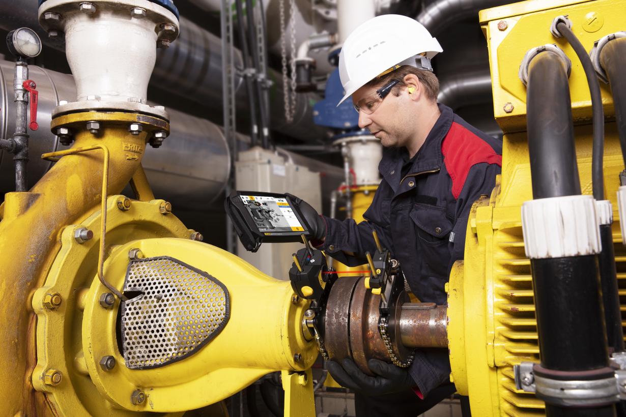 Fluke 831 Laser Shaft Alignment Tool | Fluke