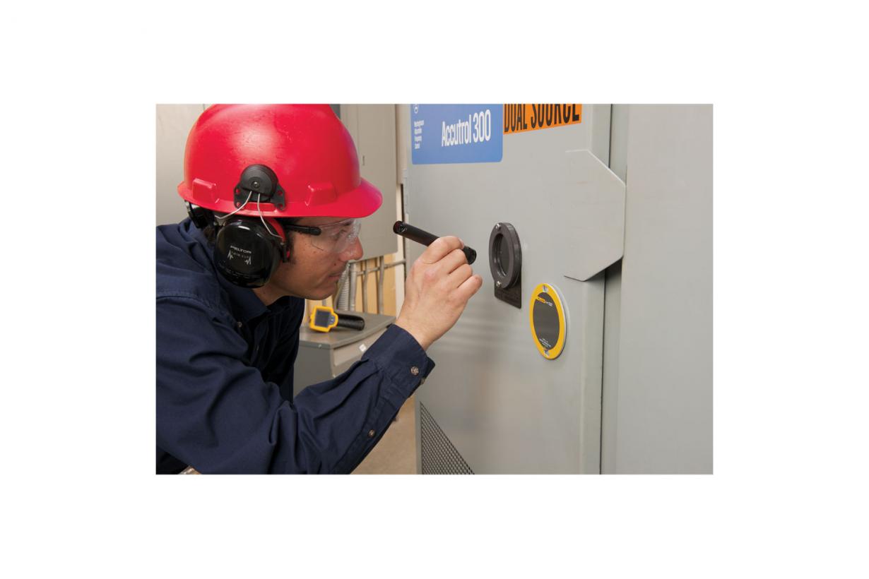 Fluke 075 CLKT IR Window for Outdoor and Indoor Applications | Fluke